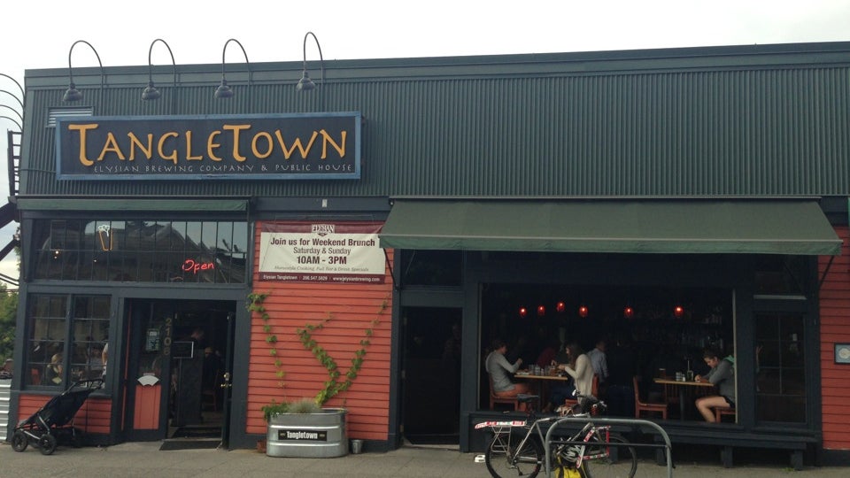 Elysian Tangletown - 2106 N 55th St, Seattle