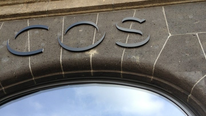 COS - Neue Schönhauser Str. 20, Berlin