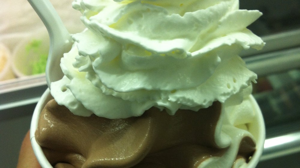 Snowflake Ice Cream Shoppe - 1148 W Main St, Riverhead