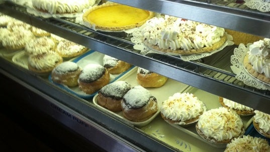 House of Pies - 6142 Westheimer Rd, Houston