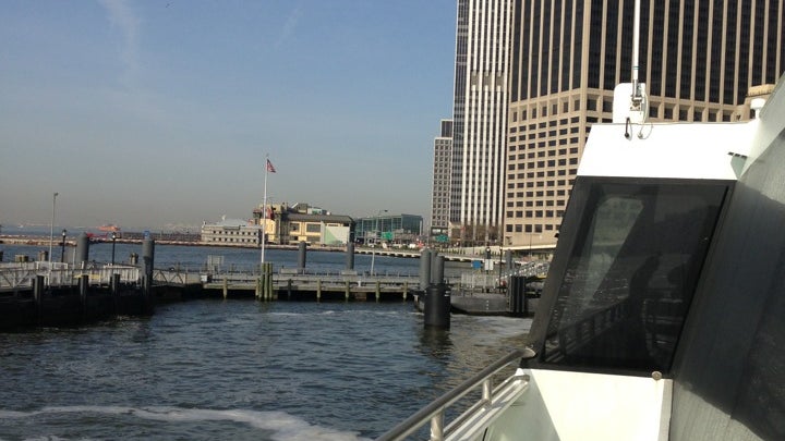 NY Waterway Ferry - Wall St/Pier 11 Terminal - South St, New York
