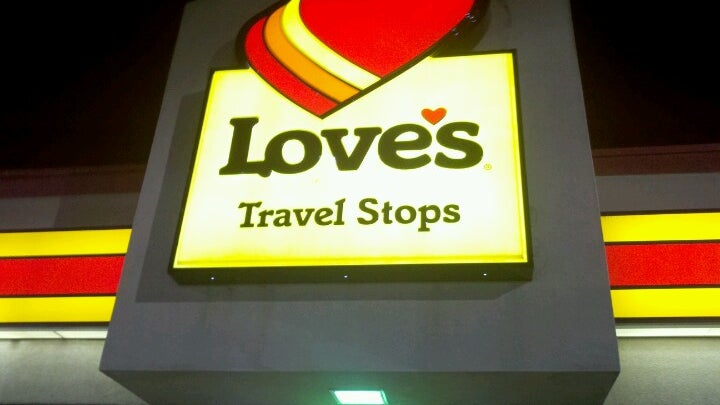 Love's Travel Stop - 21948 Highway 46, Lost Hills