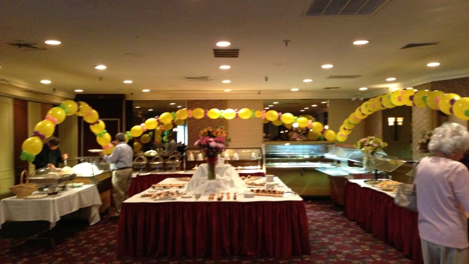 Three Flames Restaurant - 1547 Meridian Ave, San Jose