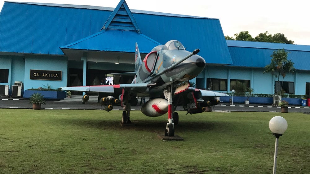 Markas TNI AU LANUD HASANUDDIN - Jl. Perintis Kemerdekaan KM.15, Makassar