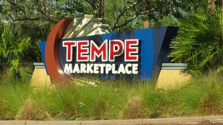 Tempe Marketplace - 2000 E Rio Salado Pkwy, Tempe