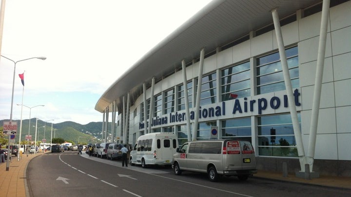 Princess Juliana International Airport (SXM) (Internationale Luchthaven ...