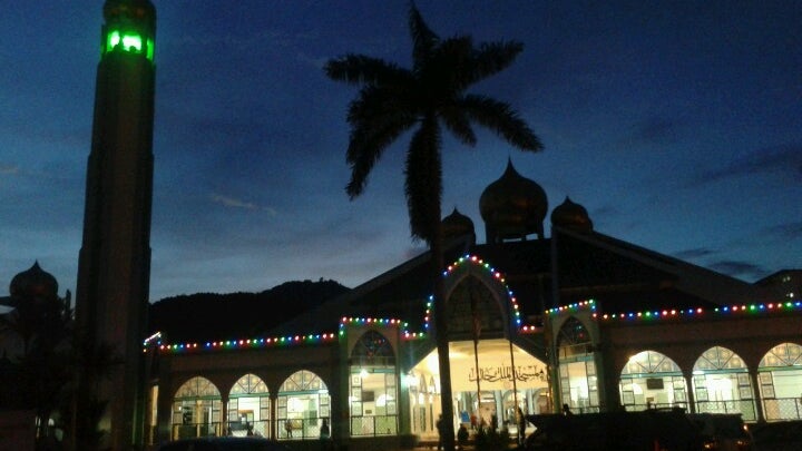 Masjid Al-Malik Khalid - Universiti Sains Malaysia (USM), Gelugor