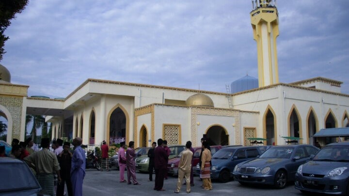 Masjid Kariah Paroi Jaya - Persiaran Merak, Taman Pinggiran Golf, Seremban