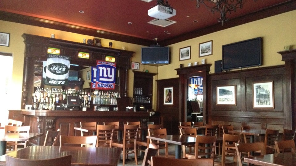 Dorrian's Red Hand - 555 Washington Blvd, Jersey City