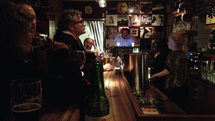 Snotty Sound Bar - Skånegatan 90, Stockholm