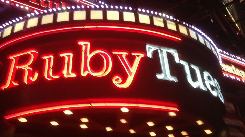 Ruby Tuesday - 585 7th Ave, New York