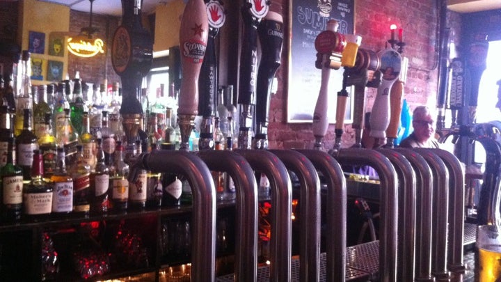 Drop Off Service - 211 Avenue A, New York