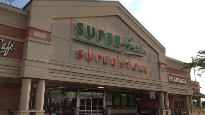 SuperFresh - 1851 S Columbus Blvd, Philadelphia