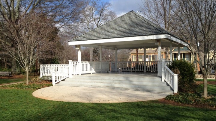 Historic Roswell Town Square - 610 Atlanta St., Roswell