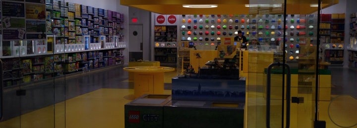 The LEGO Store - Denver West - 5 tips