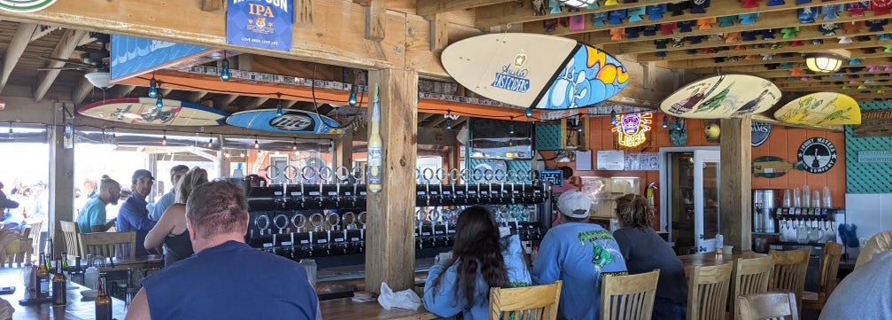 Fish Heads Bar & Grill - 32 tips