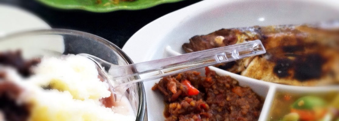 Restoran Ikan Tude Manado - Manadonese Restaurant in Jakarta Pusat