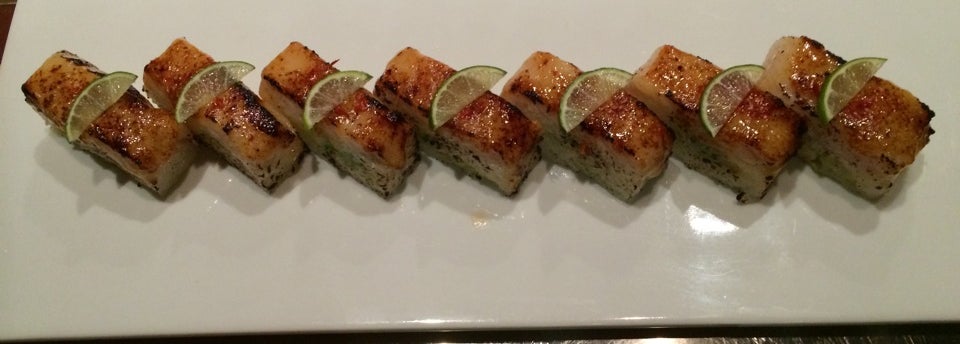 Bistro Sakana - Sushi Restaurant in Vancouver