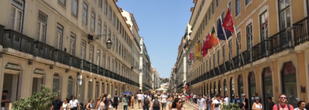 Rua Augusta - Pedestrian Plaza in Centro Histórico
