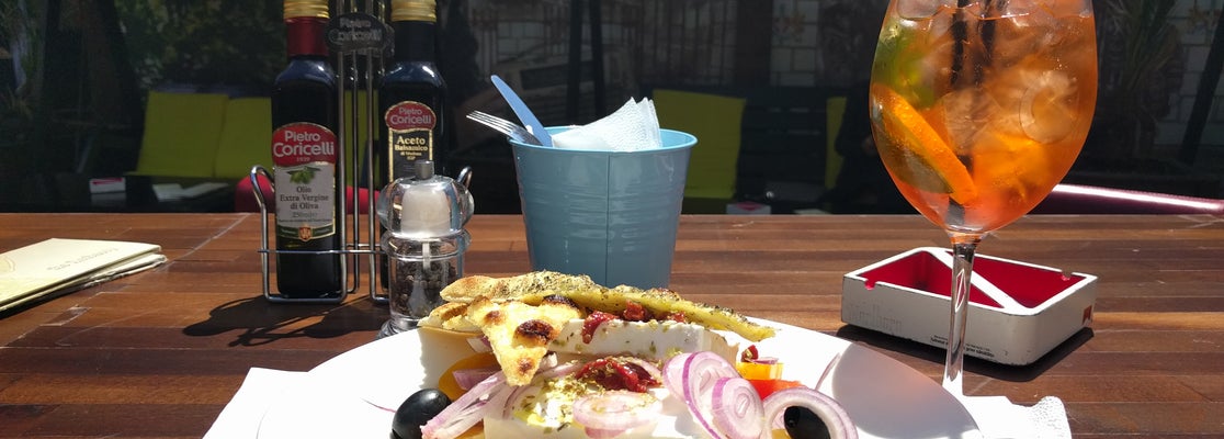 Embassy - Mediterranean Restaurant in Piața Romană
