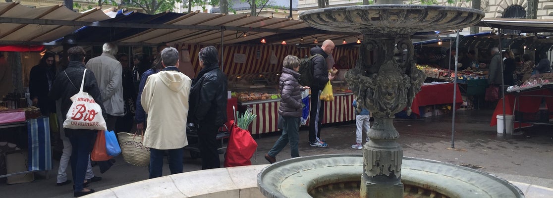 Place Monge - Plaza in Jardin des Plantes