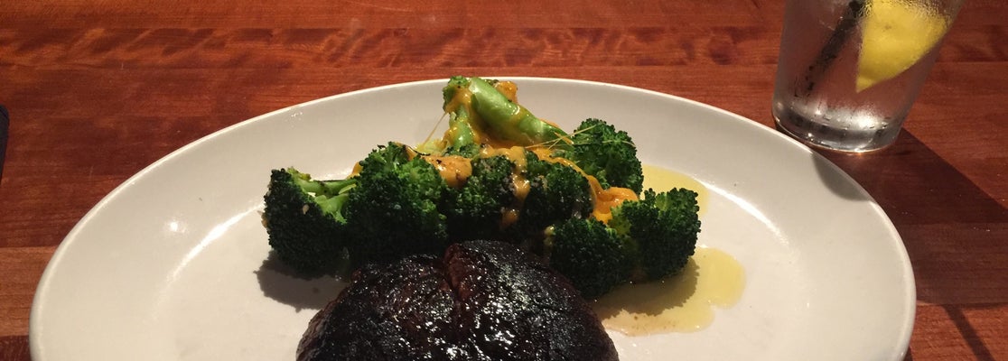 Stoney River Legendary Steaks - Restaurant