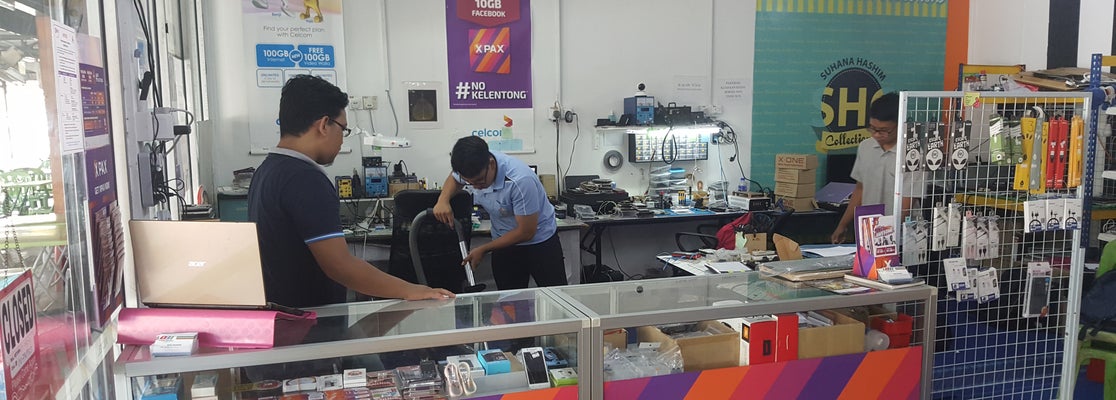 Our Best Technology - Mobile Phone Store