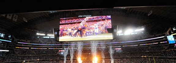 AT&T Stadium - Football Stadium