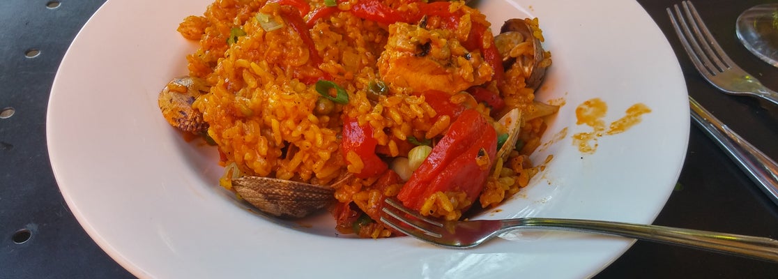 Red House Beer, Wine Shoppe & Tapas Bar - Tapas Restaurant in Renton