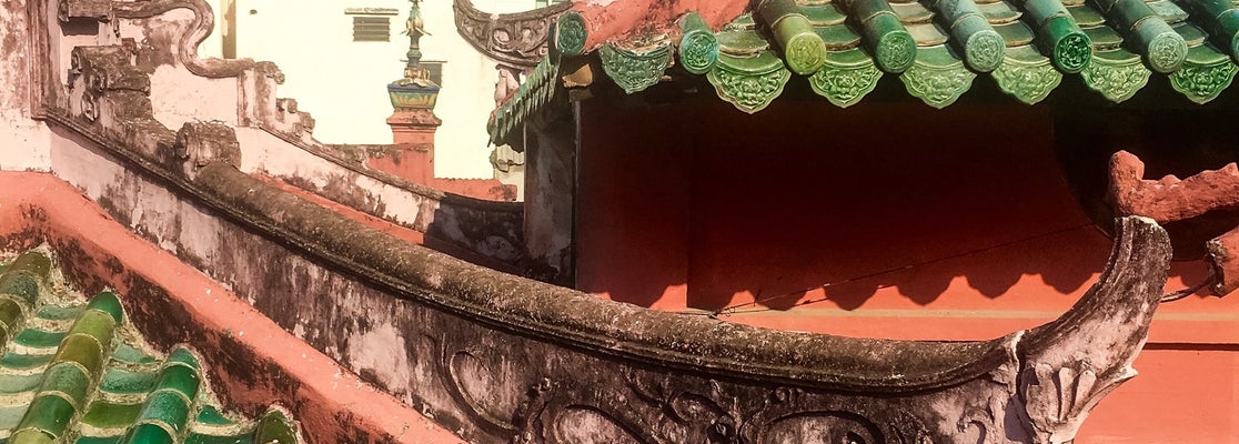 Jade Emperor Pagoda - Buddhist Temple