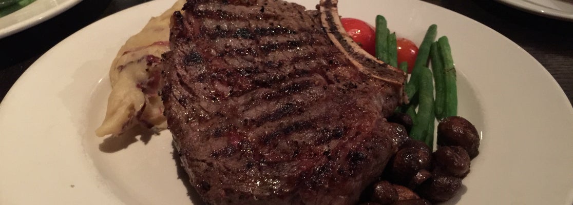 The Keg Steakhouse + Bar - Laval - Chomedey - 3035 Boul Le Carrefour