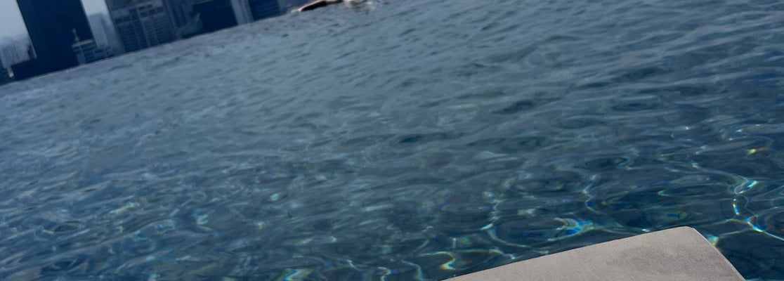 Rooftop Infinity Pool - Financial District - 168 tips from 14043 visitors