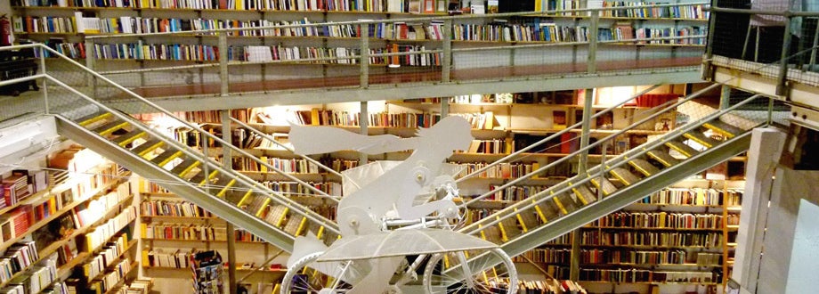 Ler Devagar - Bookstore in Alcântara