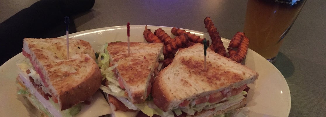 Bennigan's Grill & Tavern - Northwest Elgin - 22 tips from 964 visitors