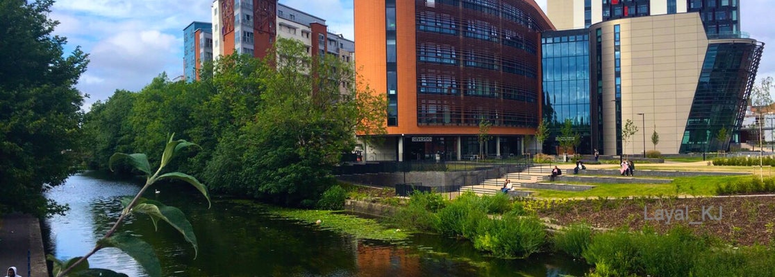 De Montfort University - University