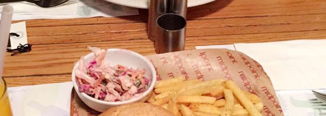 Midpoint - Restaurant in Koza