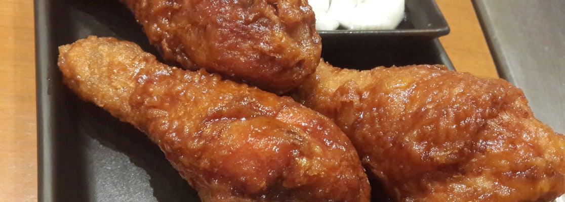 BonChon Chicken (บอนชอน ชิคเก้น) 본촌치킨 - Fried Chicken Joint in Pathum Wan