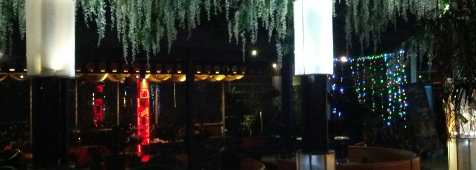 Cocorico Cafe and Resto - Restaurant