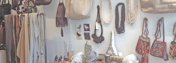 Clic Gallery + Bookstore - Art Gallery in New York