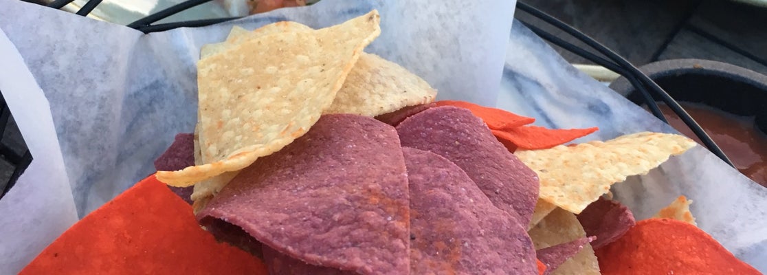 Somewhere Bar & Lounge - Grace Bay