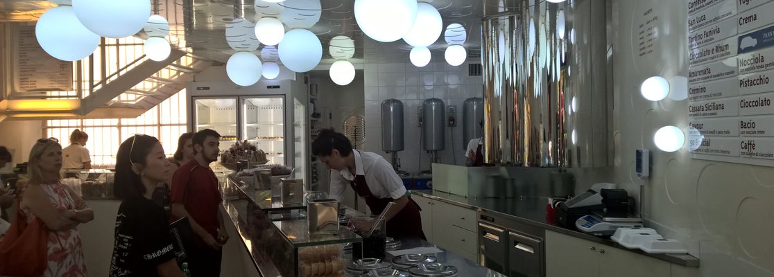 Cremeria Funivia (Now Closed) - Ice Cream Parlor in Bologna