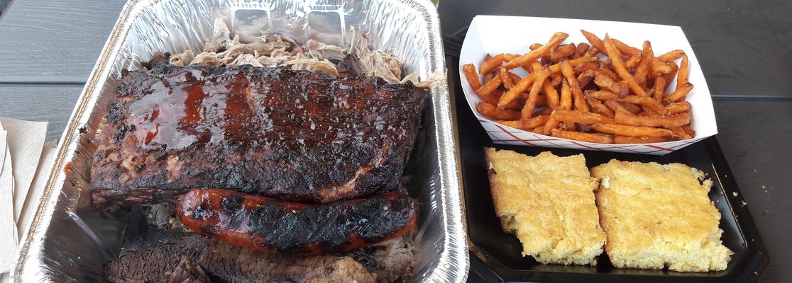3 Legged Pig BBQ - Lakeville, NY
