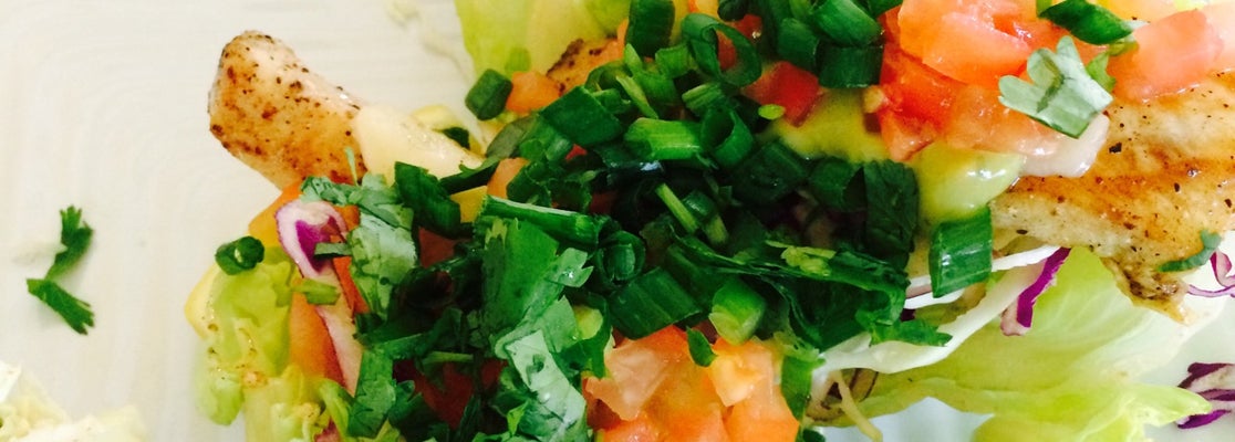 Sunshine Bar & Grill - Caribbean Restaurant in Grand Cayman