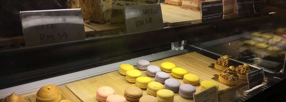 Fluffed Cafe & Dessert Bar - Taman Paramount - Petaling Jaya, Selangor