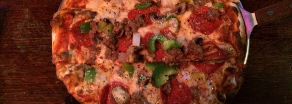 Candlelite Chicago Restaurant - Pizzeria in West Ridge