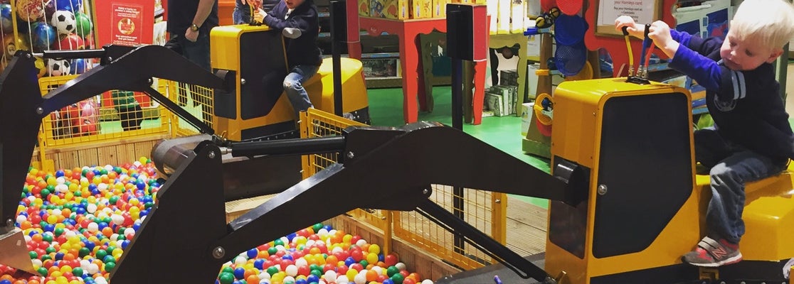 Hamleys (Now Closed) - Toy Store in Prague