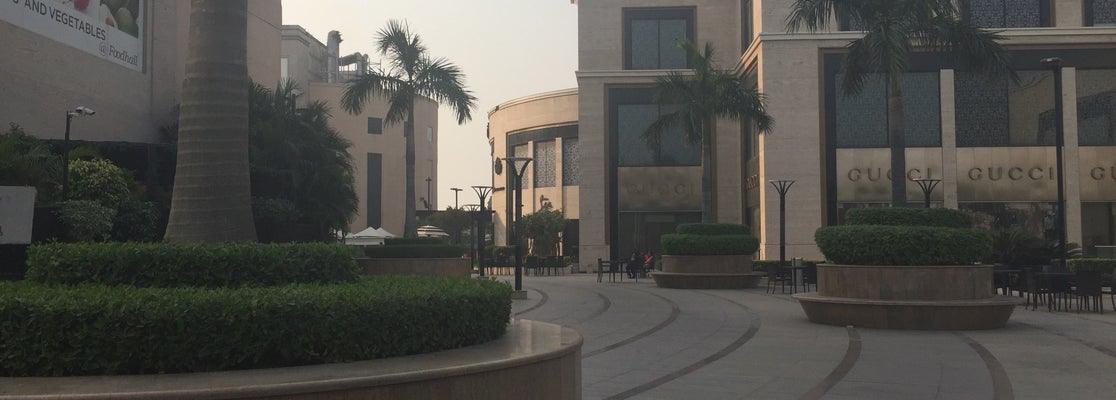 DLF Promenade - Shopping Mall