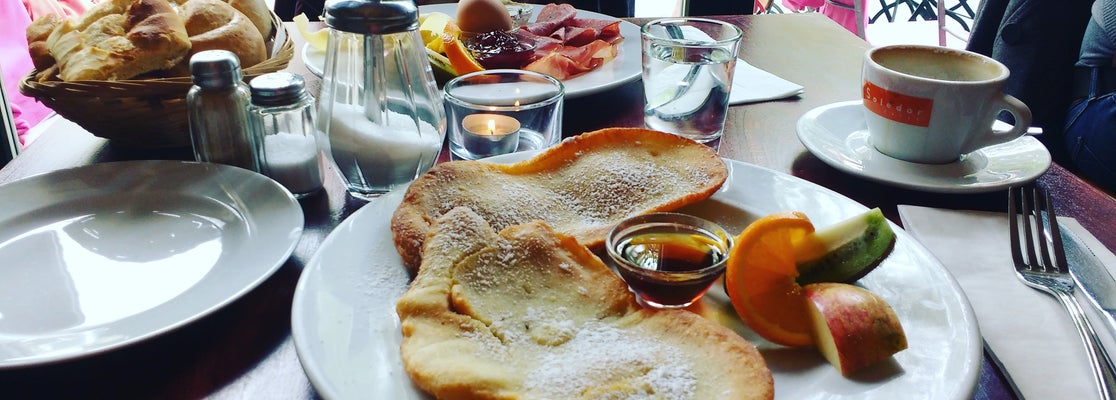 Arema Café & Restaurant - Breakfast Spot in Turmstraße