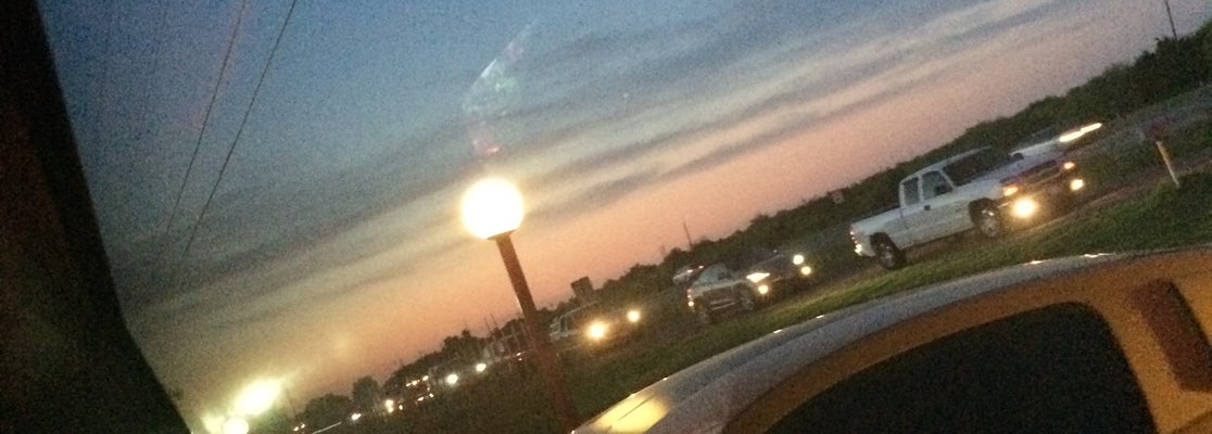 Galaxy Drive In Theatre - 59 tips