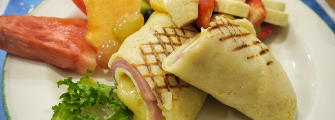 Cora Breakfast & Lunch - Downtown Toronto - 36 tips from 1727 visitors